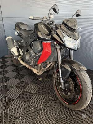 Kawasaki Z 2013 in Taurage, with an engine capacity of 0.75 L and mileage of 38 thousand km for 2750 €, photo 6 on AUTOMOTO.COM.LV