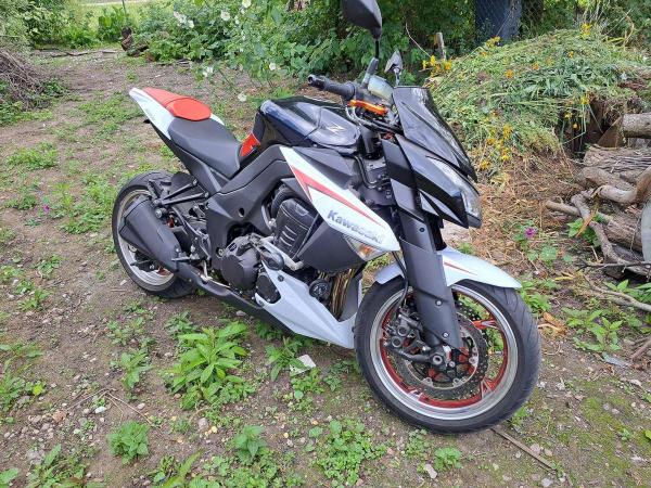 Kawasaki Z 2013 in Kaunas, with an engine capacity of 1.04 L and mileage of 21 thousand km for 5900 €, photo 1 on AUTOMOTO.COM.LV