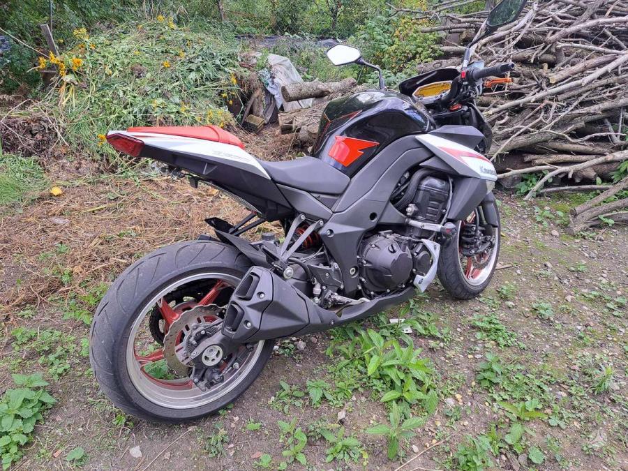 Kawasaki Z 2013 Kauņa, ar dzinēja tilpumu 1.04 L un nobraukumu 21 tūkst. km par 5900 €, foto 3 vietnē AUTOMOTO.COM.LV