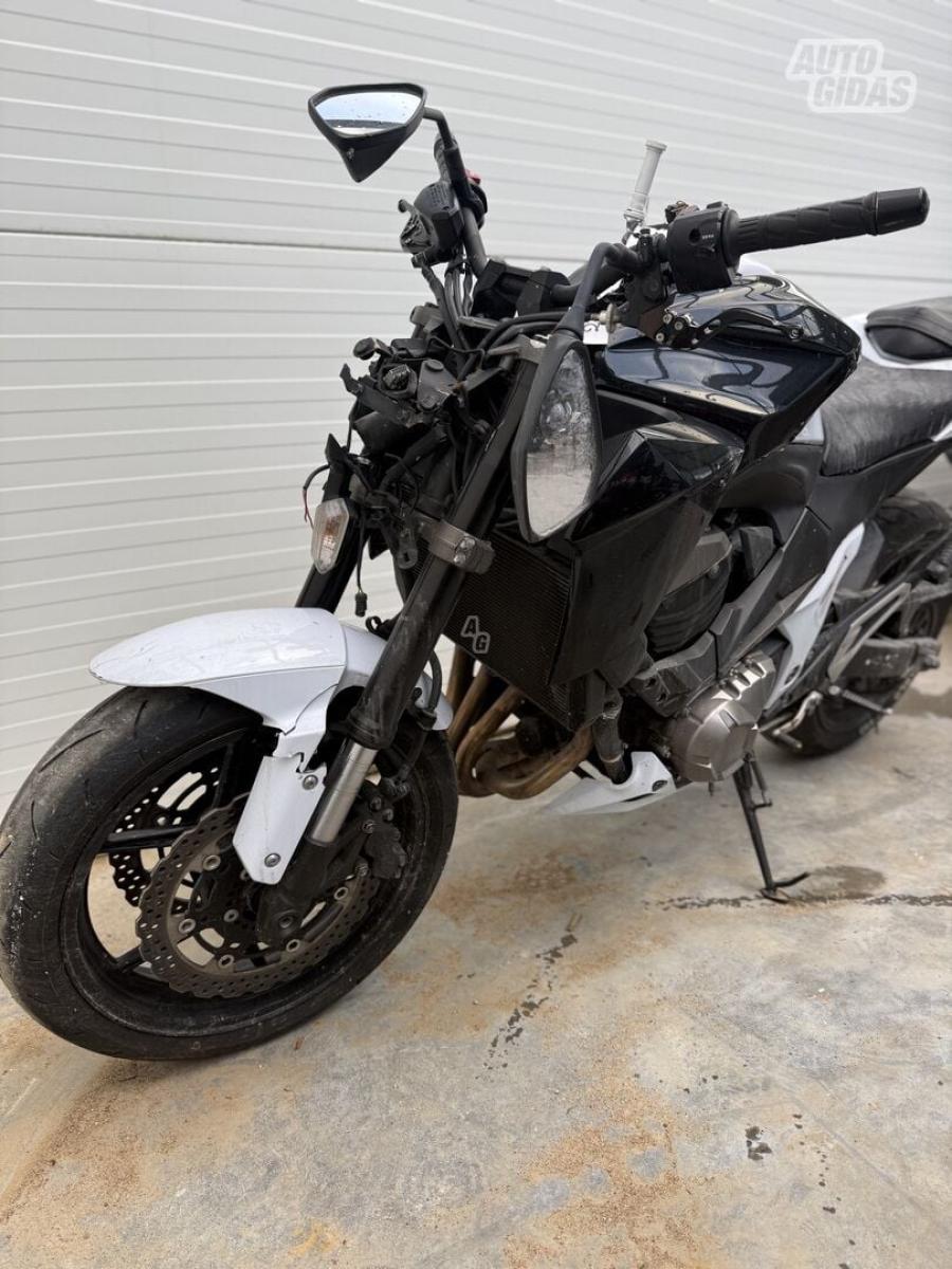 Kawasaki Z 2014 in Taurage, with an engine capacity of 0.80 L and mileage of 0 thousand km for 2250 €, photo 7 on AUTOMOTO.COM.LV