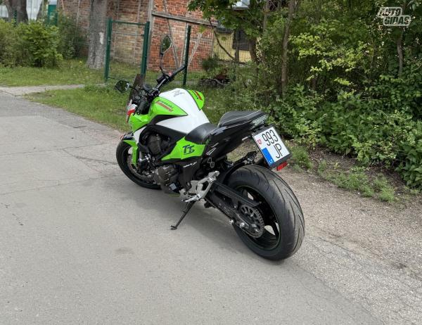 Kawasaki Z 2014 in Klaipeda, with an engine capacity of 0.80 L and mileage of 20 thousand km for 4400 €, photo 4 on AUTOMOTO.COM.LV