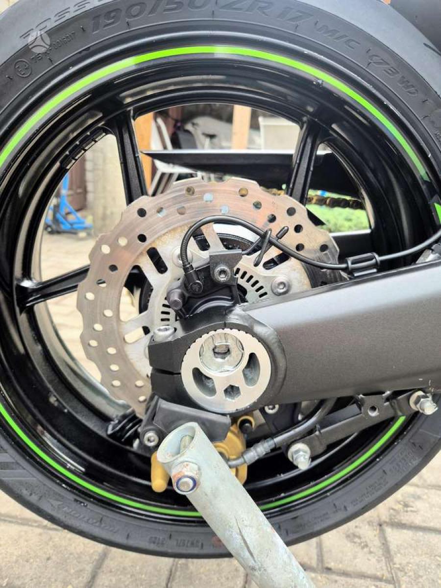 Kawasaki Z 2014 Prienai, ar dzinēja tilpumu 1.00 L un nobraukumu 27 tūkst. km par 7700 €, foto 32 vietnē AUTOMOTO.COM.LV