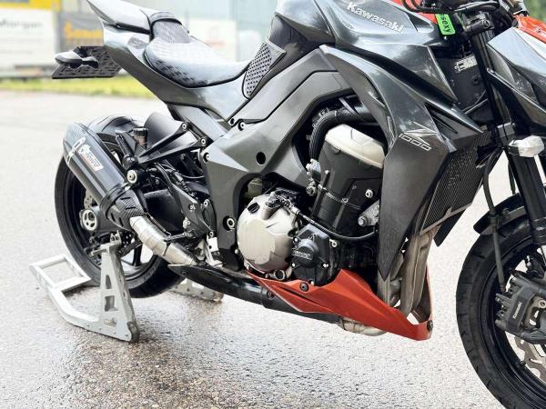 Kawasaki Z 2015 in Kazlu Ruda, with an engine capacity of 1.00 L and mileage of 27 thousand km for 6650 €, photo 7 on AUTOMOTO.COM.LV