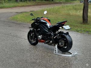 Kawasaki Z 2015 in Kazlu Ruda, with an engine capacity of 1.00 L and mileage of 27 thousand km for 6650 €, photo 12 on AUTOMOTO.COM.LV