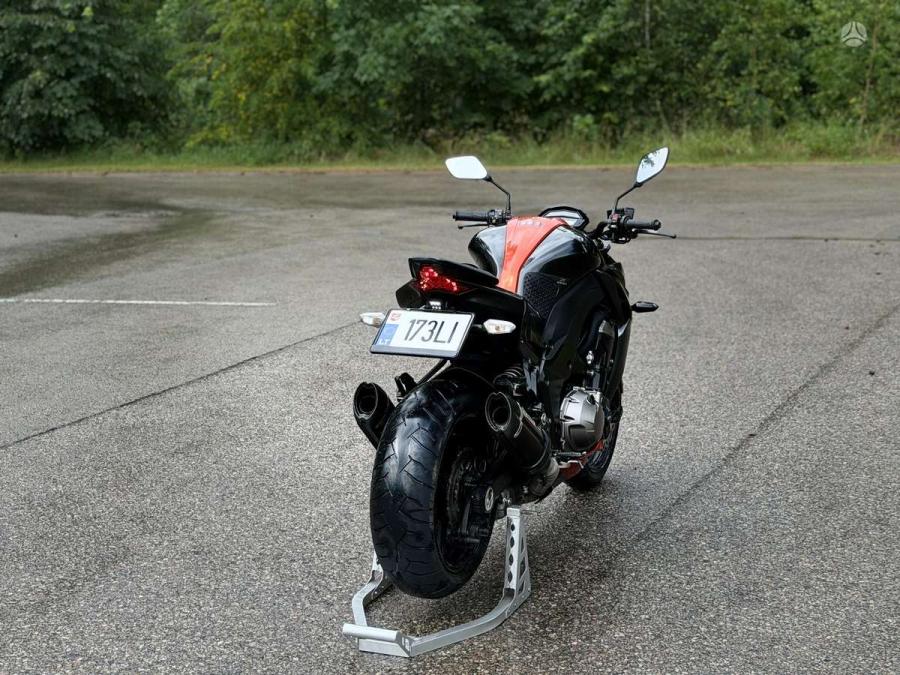 Kawasaki Z 2015 in Kazlu Ruda, with an engine capacity of 1.00 L and mileage of 27 thousand km for 6650 €, photo 13 on AUTOMOTO.COM.LV