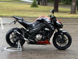 Kawasaki Z 2015 in Kazlu Ruda, with an engine capacity of 1.00 L and mileage of 27 thousand km for 6650 €, photo 23 on AUTOMOTO.COM.LV
