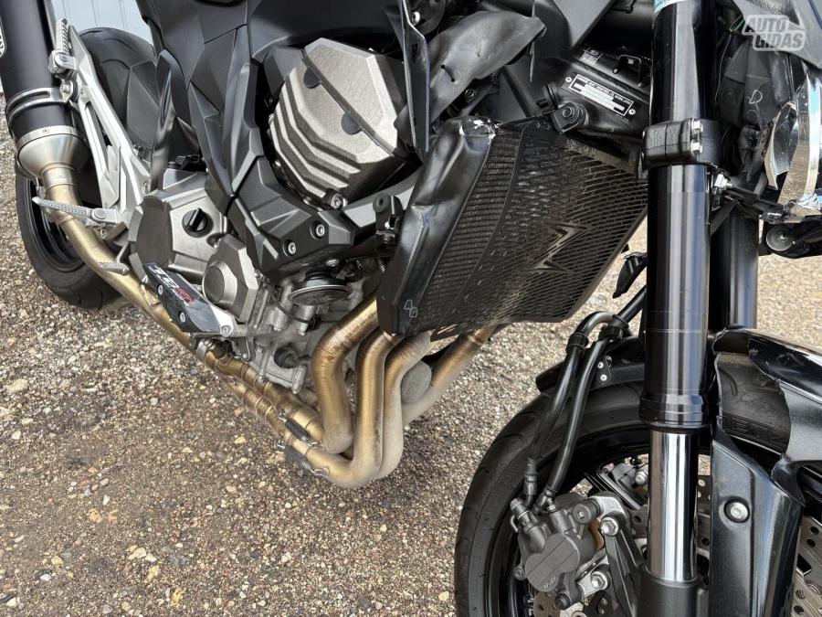 Kawasaki Z 2015 in Kelme, with an engine capacity of 0.80 L and mileage of 30 thousand km for 2530 €, photo 15 on AUTOMOTO.COM.LV