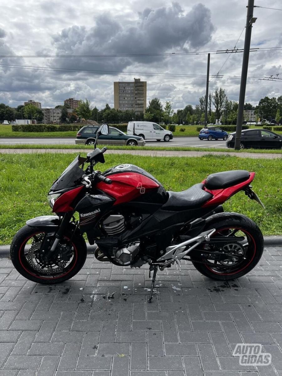 Кавасаки Z 2015 в Каунас, объемом двигателя 0.80 л и пробегом 12 тыс. км за 4250 €, фото 3 на AUTOMOTO.COM.LV