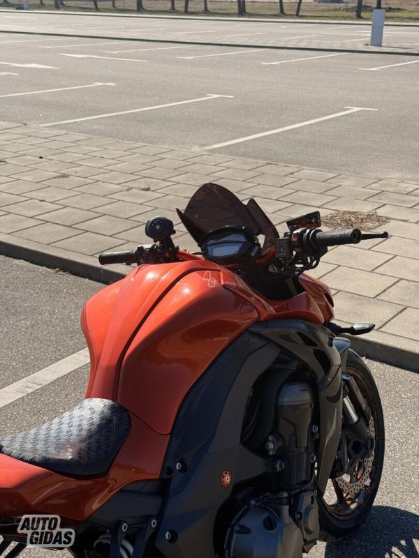Kawasaki Z 2015 in Vilnius, with an engine capacity of 1.04 L and mileage of 50 thousand km for 4500 €, photo 9 on AUTOMOTO.COM.LV