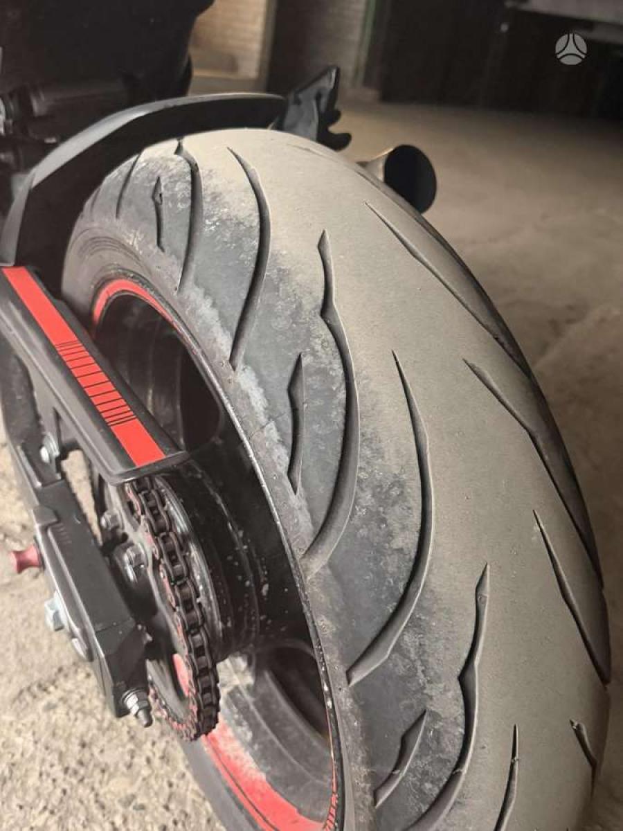 Kawasaki Z 2015 in Vilnius, with an engine capacity of 0.80 L and mileage of 54 thousand km for 4700 €, photo 7 on AUTOMOTO.COM.LV