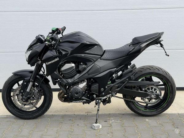 Kawasaki Z 2015 in Vilkaviskis on AUTOMOTO.COM.LV Kawasaki Z 2015 in Vilkaviskis, with an engine capacity of 0.80 L and mileage of 32 thousand km for 3850 €, photo 5 on AUTOMOTO.COM.LV