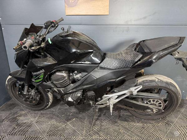 Kawasaki Z 2016 in Taurage, with an engine capacity of 0.80 L and mileage of 20 thousand km for 3050 €, photo 2 on AUTOMOTO.COM.LV