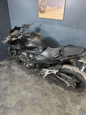 Kawasaki Z 2016 in Taurage, with an engine capacity of 0.80 L and mileage of 20 thousand km for 3050 €, photo 4 on AUTOMOTO.COM.LV