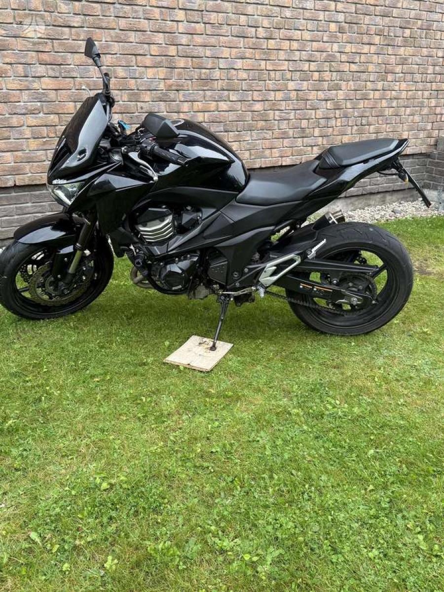 Kawasaki Z 2016 in Vilnius, with an engine capacity of 0.80 L and mileage of 58 thousand km for 3300 €, photo 3 on AUTOMOTO.COM.LV