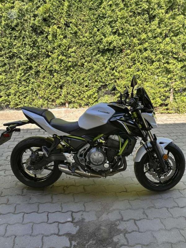 Kawasaki Z 2017 in Kretinga, with an engine capacity of 0.65 L and mileage of 27 thousand km for 4200 €, photo 2 on AUTOMOTO.COM.LV