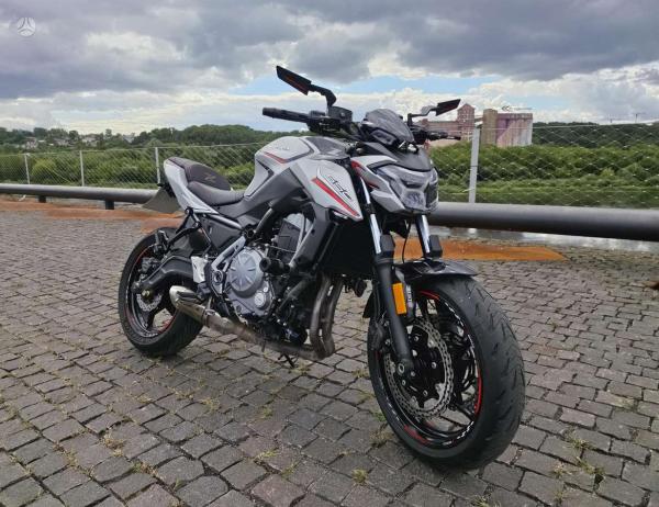 Kawasaki Z 2017 in Kaunas, with an engine capacity of 0.65 L and mileage of 36 thousand km for 3675 €, photo 2 on AUTOMOTO.COM.LV