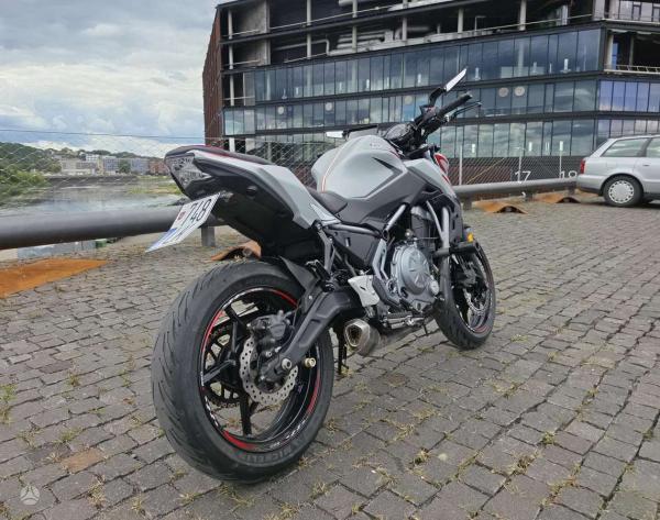 Kawasaki Z 2017 in Kaunas, with an engine capacity of 0.65 L and mileage of 36 thousand km for 3675 €, photo 4 on AUTOMOTO.COM.LV