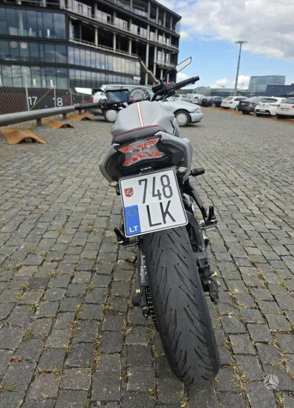 Kawasaki Z 2017 in Kaunas, with an engine capacity of 0.65 L and mileage of 36 thousand km for 3675 €, photo 5 on AUTOMOTO.COM.LV