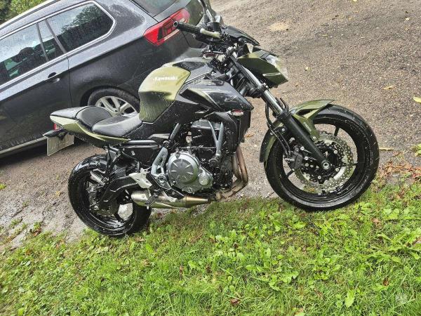 Kawasaki Z 2017 Ignalina, ar dzinēja tilpumu 0.65 L un nobraukumu 12 tūkst. km par 3700 €, foto 1 vietnē AUTOMOTO.COM.LV