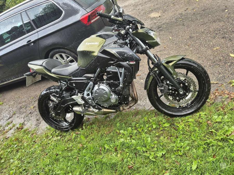 Kawasaki Z 2017 Ignalina, ar dzinēja tilpumu 0.65 L un nobraukumu 12 tūkst. km par 3700 €, foto 1 vietnē AUTOMOTO.COM.LV