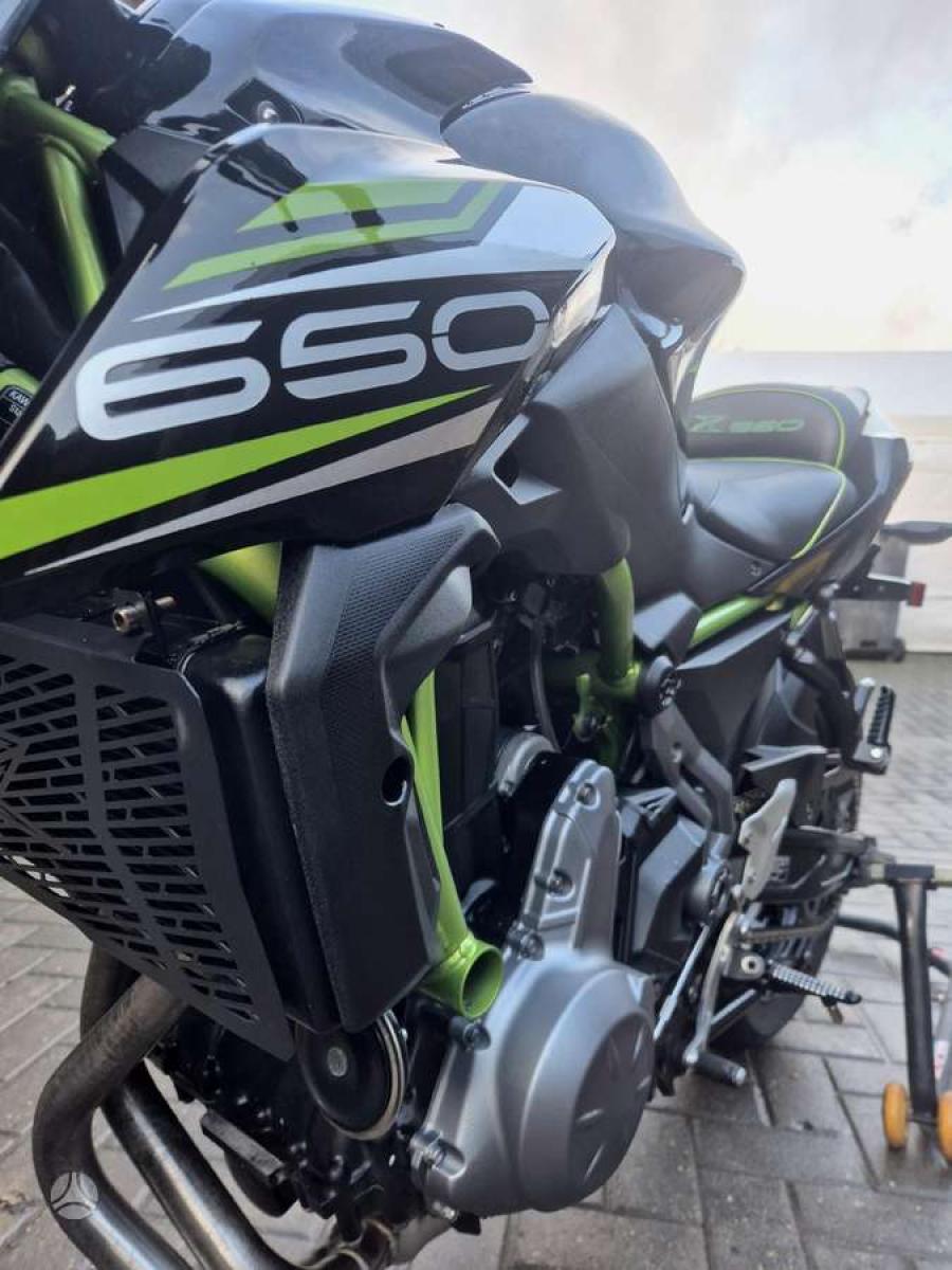 Kawasaki Z 2018 in Prienai, with an engine capacity of 0.65 L and mileage of 24 thousand km for 4300 €, photo 16 on AUTOMOTO.COM.LV