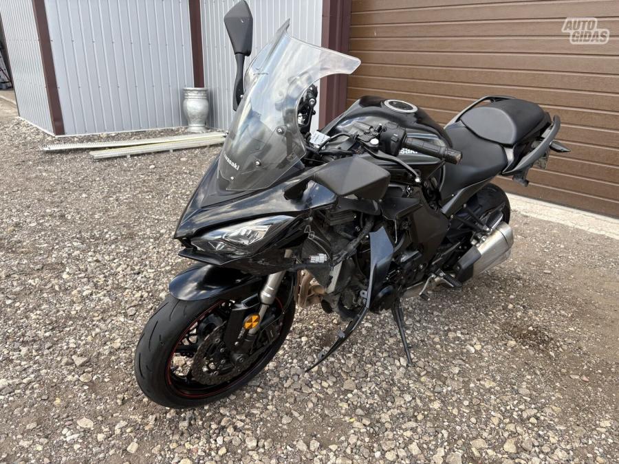 Kawasaki Z 2018 in Kelme, with an engine capacity of 1.00 L and mileage of 34 thousand km for 2230 €, photo 7 on AUTOMOTO.COM.LV