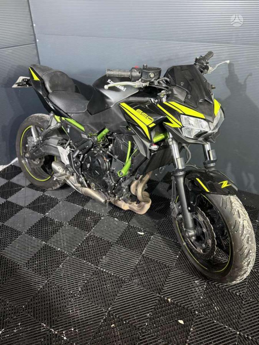 Kawasaki Z 2020 in Taurage, with an engine capacity of 0.62 L and mileage of 9 thousand km for 3300 €, photo 1 on AUTOMOTO.COM.LV