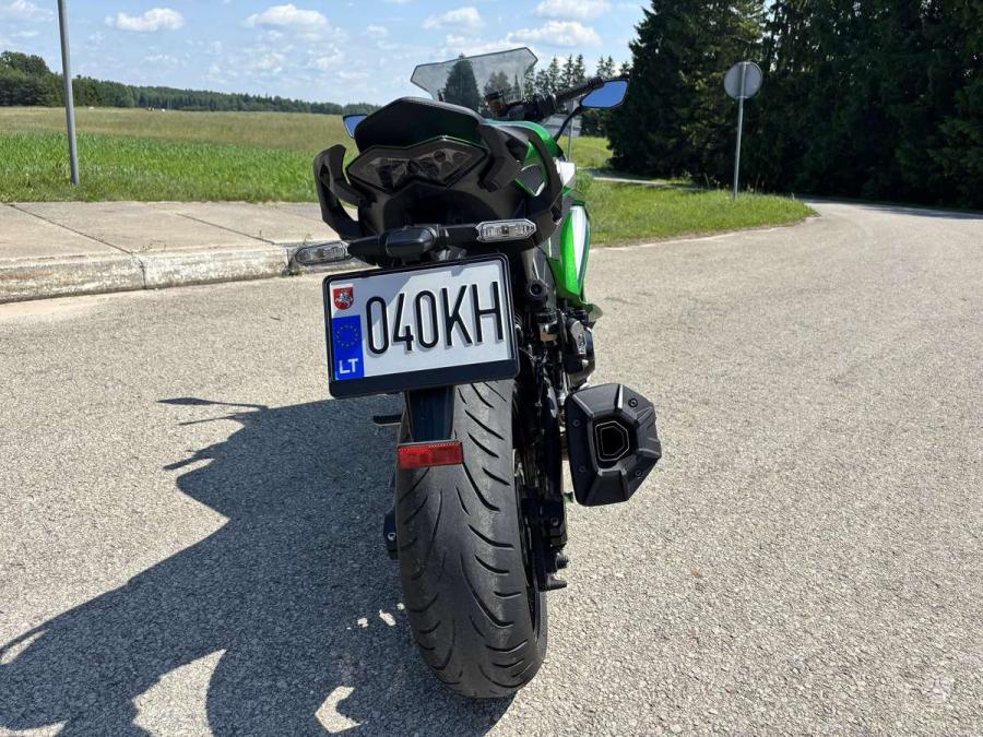 Кавасаки Z 2020 в Мажейкяй, объемом двигателя 1.00 л и пробегом 28 тыс. км за 7950 €, фото 5 на AUTOMOTO.COM.LV