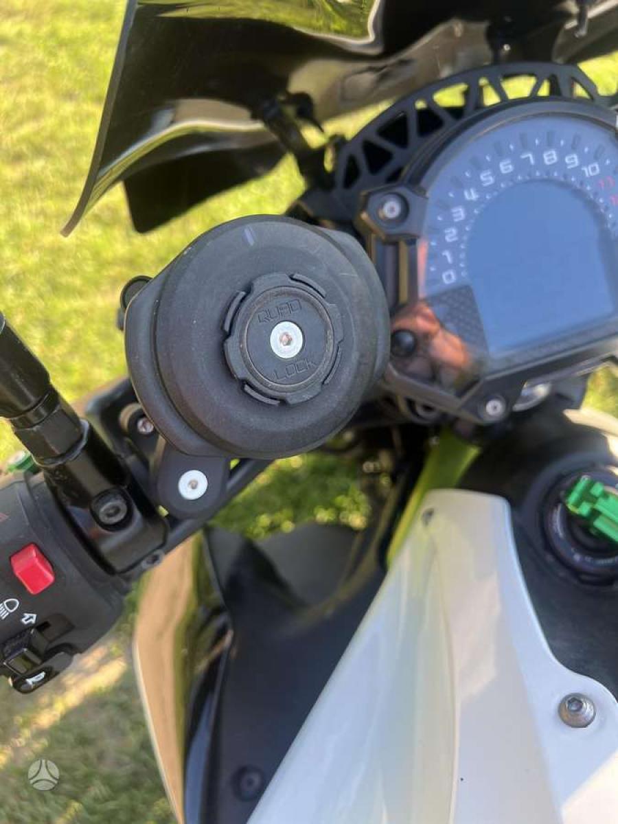Kawasaki Z 2020 in Taurage, with an engine capacity of 0.95 L and mileage of 12 thousand km for 6500 €, photo 3 on AUTOMOTO.COM.LV