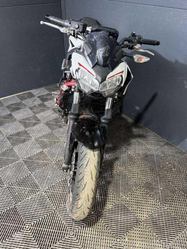 Kawasaki Z 2022 in Taurage, with an engine capacity of 0.65 L and mileage of 18 thousand km for 3100 €, photo 6 on AUTOMOTO.COM.LV