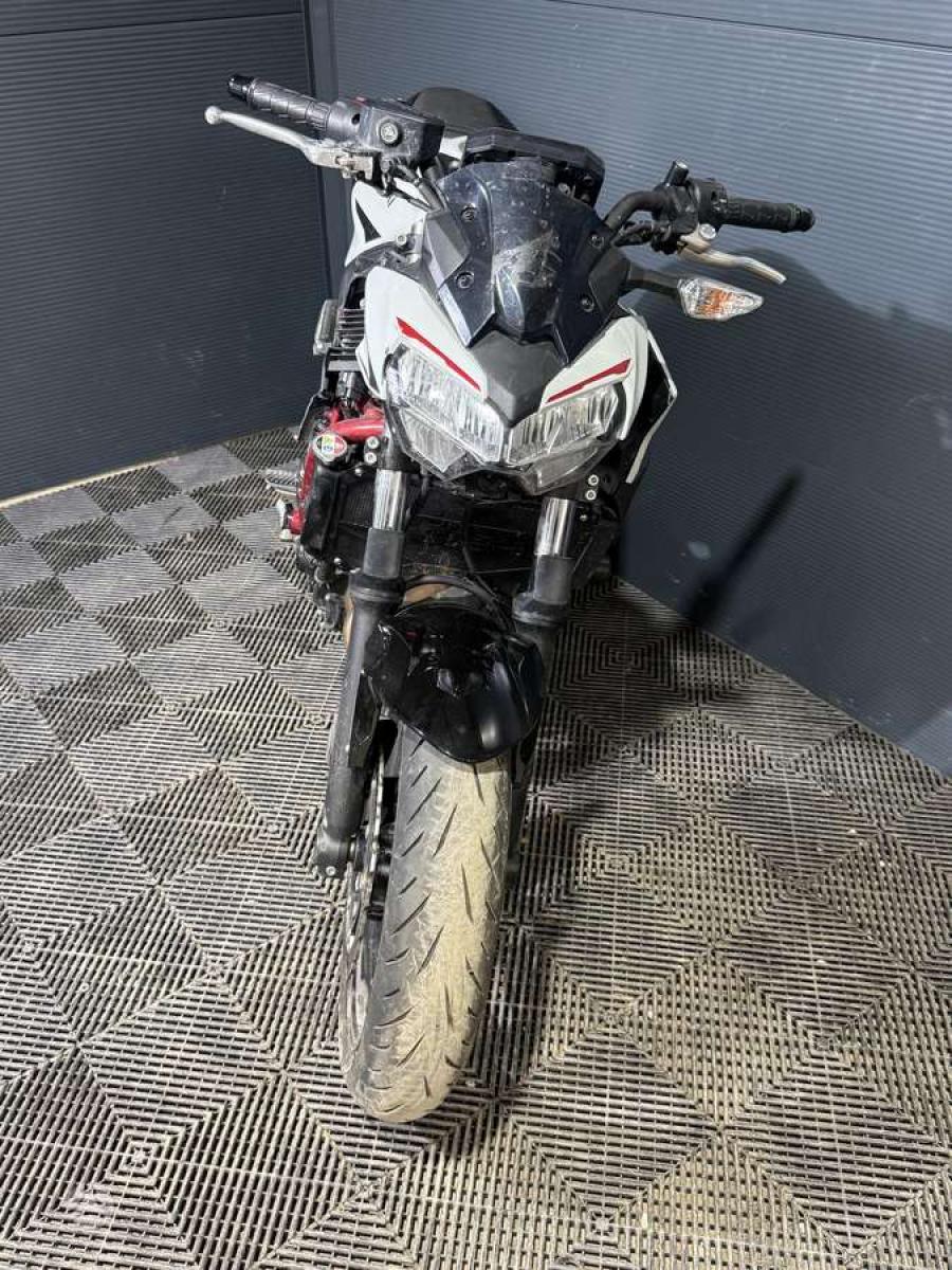 Kawasaki Z 2022 in Taurage, with an engine capacity of 0.65 L and mileage of 18 thousand km for 3100 €, photo 7 on AUTOMOTO.COM.LV