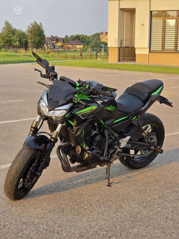 Kawasaki Z 2022 in Kaunas, with an engine capacity of 0.65 L and mileage of 17 thousand km for 4800 €, photo 2 on AUTOMOTO.COM.LV