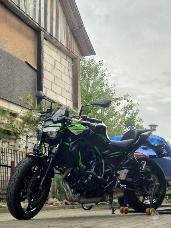 Kawasaki Z 2022 in Prienai, with an engine capacity of 0.65 L and mileage of 20 thousand km for 4700 €, photo 1 on AUTOMOTO.COM.LV