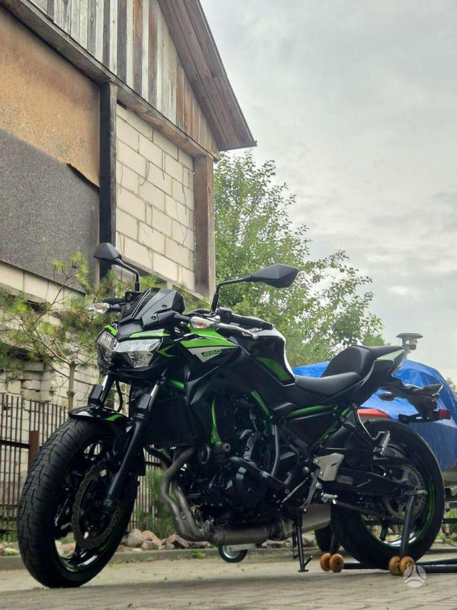 Kawasaki Z 2022 in Prienai, with an engine capacity of 0.65 L and mileage of 20 thousand km for 4700 €, photo 1 on AUTOMOTO.COM.LV