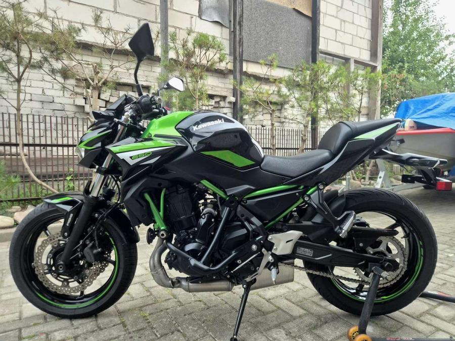 Kawasaki Z 2022 in Prienai, with an engine capacity of 0.65 L and mileage of 20 thousand km for 4700 €, photo 6 on AUTOMOTO.COM.LV