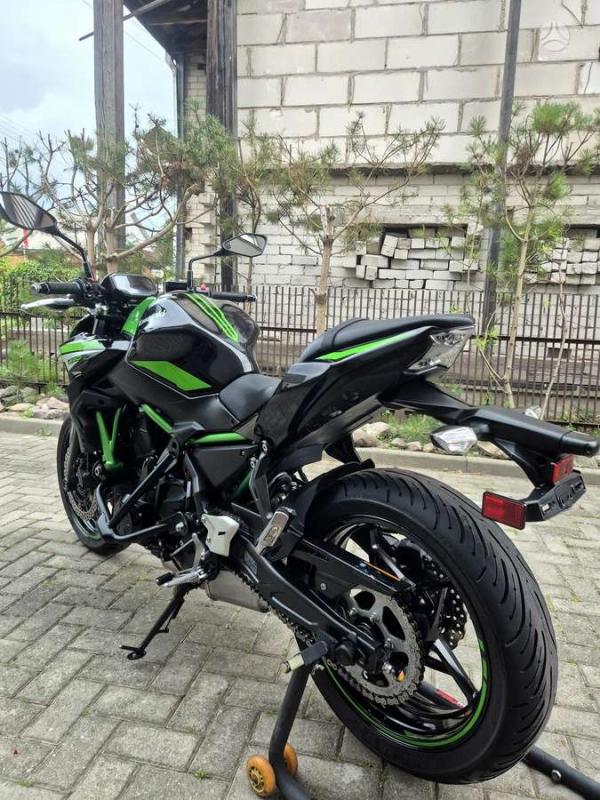 Kawasaki Z 2022 in Prienai, with an engine capacity of 0.65 L and mileage of 20 thousand km for 4700 €, photo 7 on AUTOMOTO.COM.LV