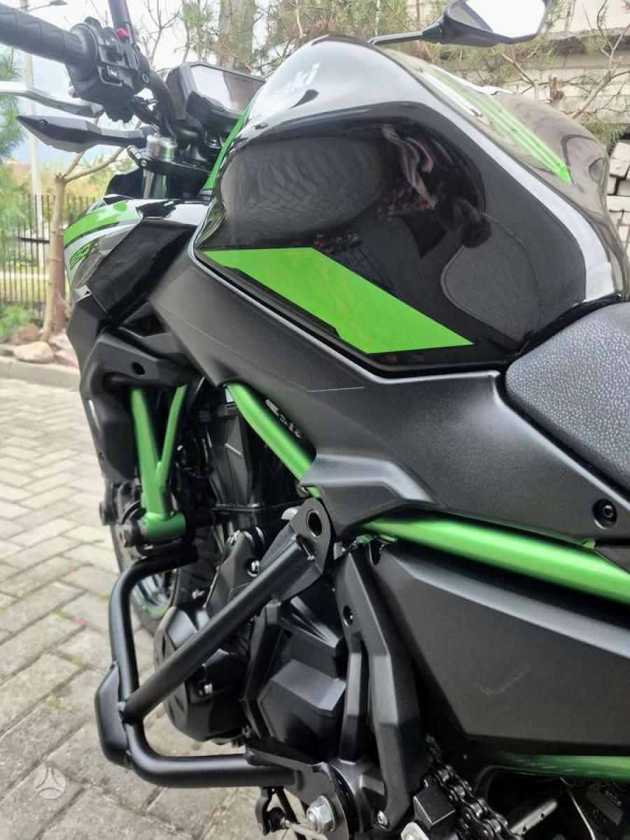 Kawasaki Z 2022 in Prienai, with an engine capacity of 0.65 L and mileage of 20 thousand km for 4700 €, photo 20 on AUTOMOTO.COM.LV