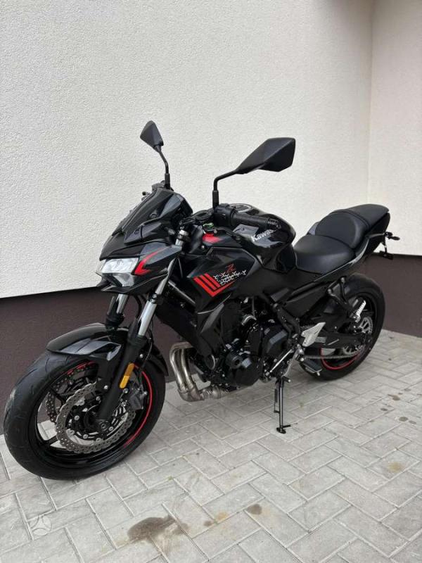 Kawasaki Z 2023 in Kaunas, with an engine capacity of 0.65 L and mileage of 600 thousand km for 5650 €, photo 2 on AUTOMOTO.COM.LV