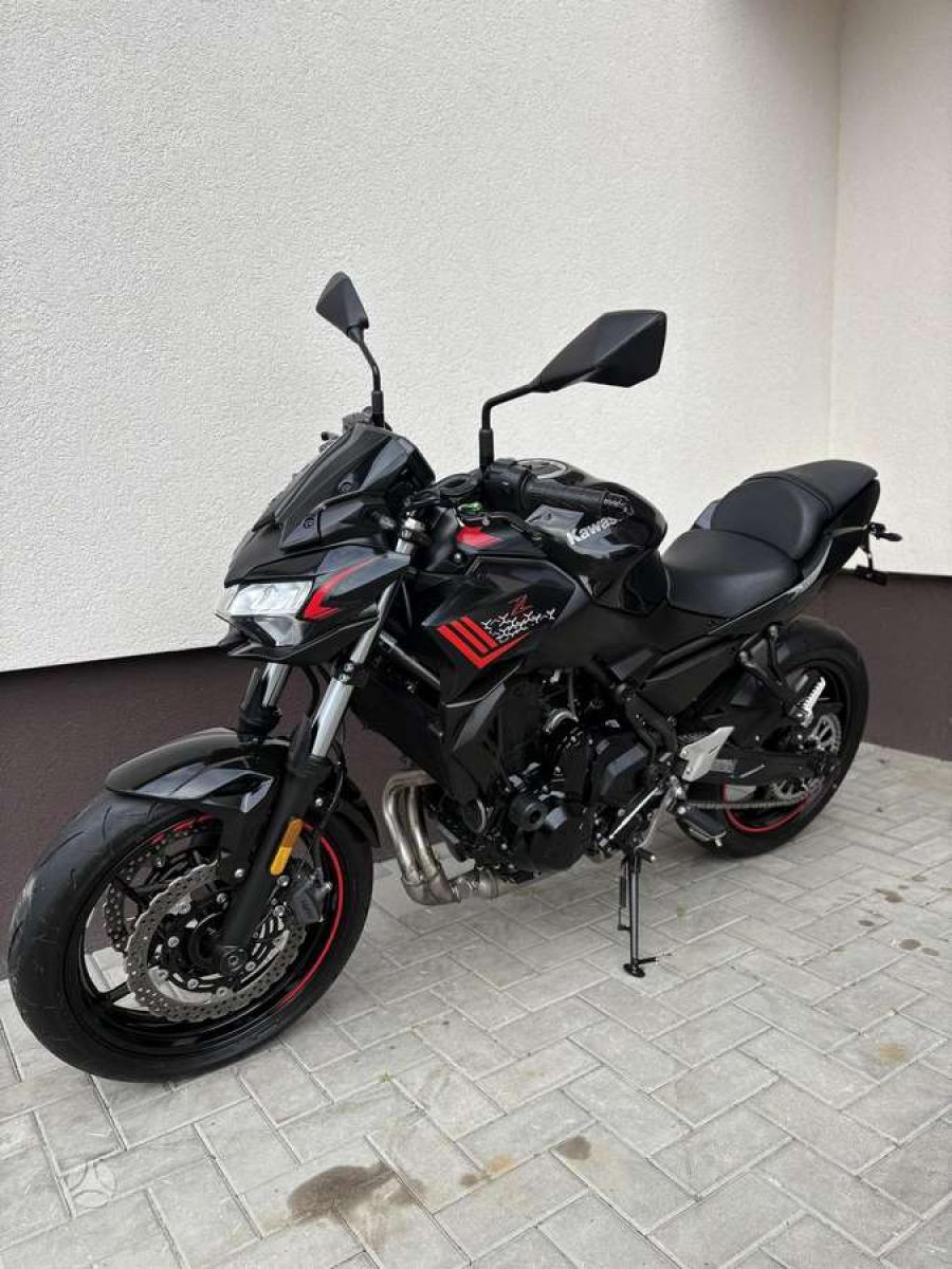 Kawasaki Z 2023 Kauņa, ar dzinēja tilpumu 0.65 L un nobraukumu 600 tūkst. km par 5650 €, foto 3 vietnē AUTOMOTO.COM.LV