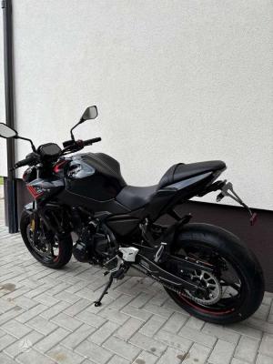 Kawasaki Z 2023 Kauņa, ar dzinēja tilpumu 0.65 L un nobraukumu 600 tūkst. km par 5650 €, foto 4 vietnē AUTOMOTO.COM.LV