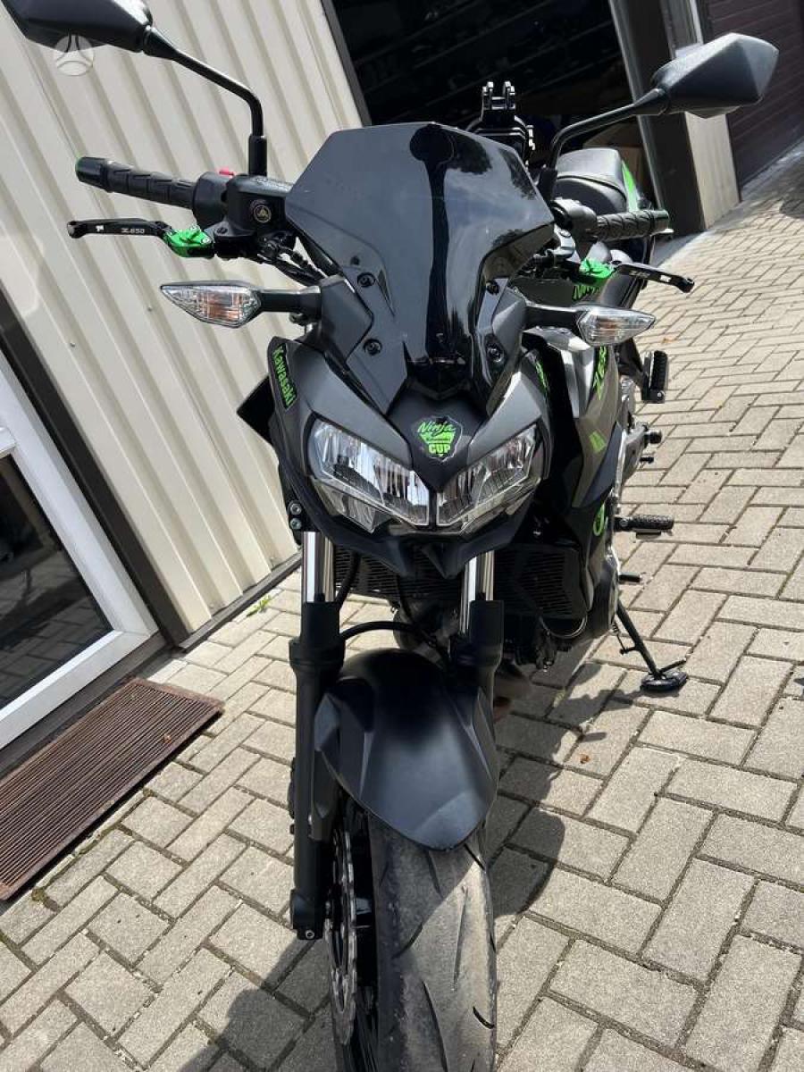 Kawasaki Z 2023 Kauņa, ar dzinēja tilpumu 0.65 L un nobraukumu 7 tūkst. km par 5200 €, foto 3 vietnē AUTOMOTO.COM.LV