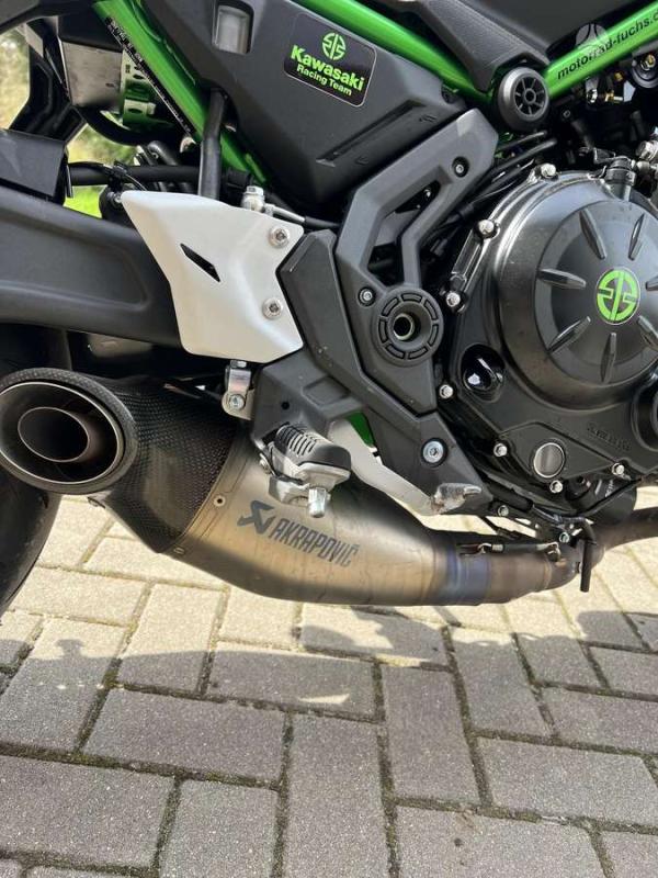 Kawasaki Z 2023 in Kaunas, with an engine capacity of 0.65 L and mileage of 7 thousand km for 5200 €, photo 6 on AUTOMOTO.COM.LV