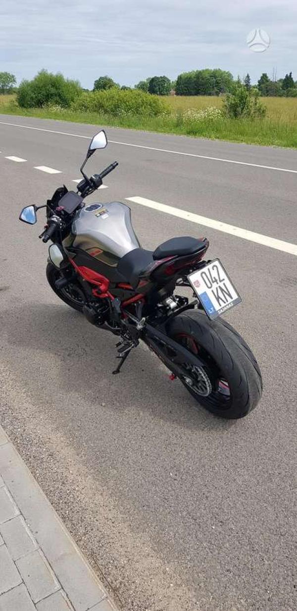 Kawasaki Z 2025 in Ukmerge, with an engine capacity of 0.90 L and mileage of 6 thousand km for 9000 €, photo 5 on AUTOMOTO.COM.LV