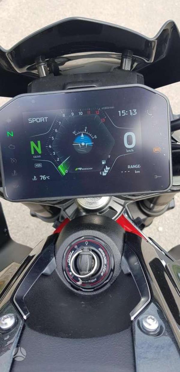 Kawasaki Z 2025 in Ukmerge, with an engine capacity of 0.90 L and mileage of 6 thousand km for 9000 €, photo 7 on AUTOMOTO.COM.LV