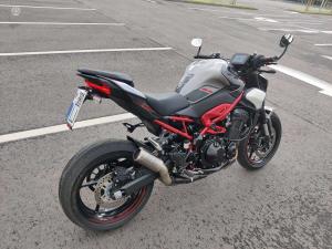 Kawasaki Z 2025 in Kaunas, with an engine capacity of 0.95 L and mileage of 8 thousand km for 8000 €, photo 7 on AUTOMOTO.COM.LV