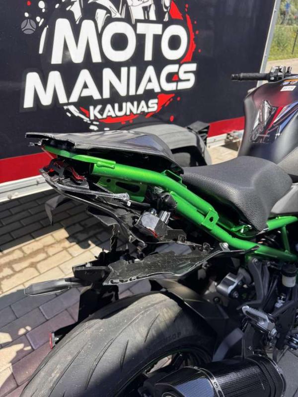 Kawasaki Z 2025 in Kaunas, with an engine capacity of 0.95 L and mileage of 1 thousand km for 5390 €, photo 8 on AUTOMOTO.COM.LV