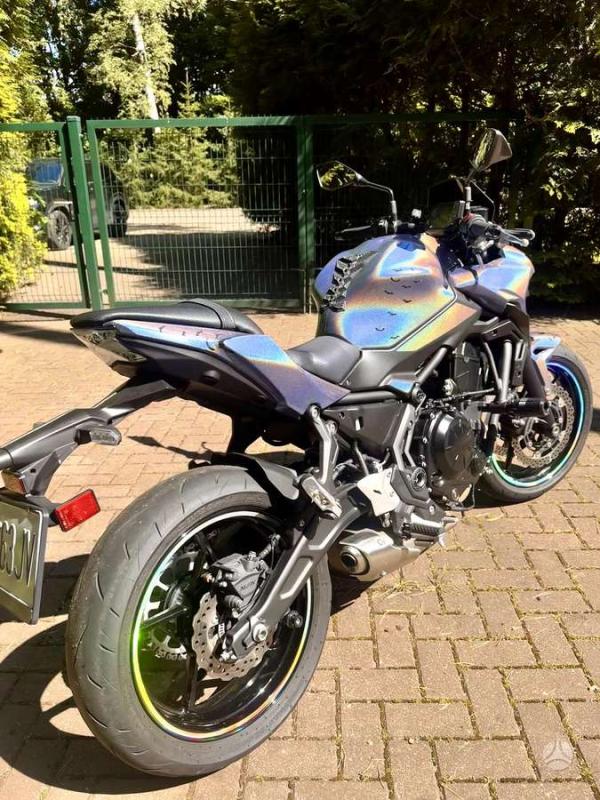 Kawasaki Z 2025 in Vilnius, with an engine capacity of 0.65 L and mileage of 12 thousand km for 6200 €, photo 2 on AUTOMOTO.COM.LV