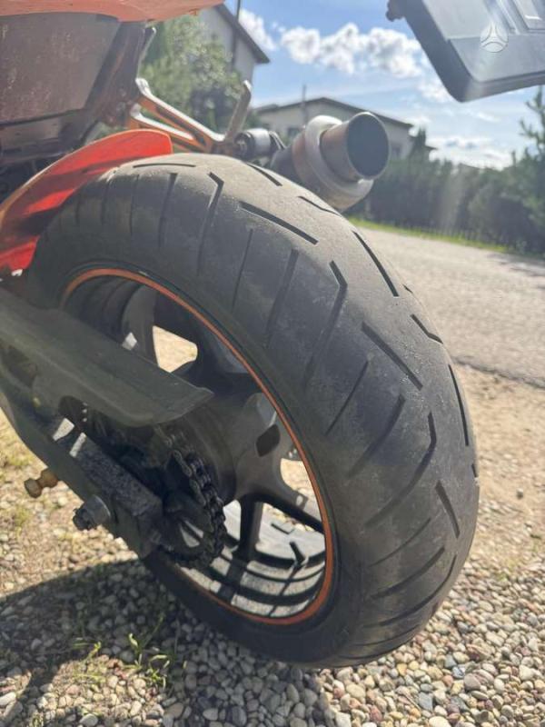 Orange Kawasaki Z 2006 in Vilnius, with an engine capacity of 0.75 L and mileage of 46 thousand km for 2800 €, photo 7 on AUTOMOTO.COM.LV
