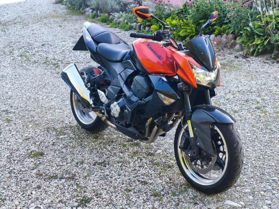Orange Kawasaki Z 2009 in Alytus, with an engine capacity of 1.00 L and mileage of 36 thousand km for 3700 €, photo 3 on AUTOMOTO.COM.LV