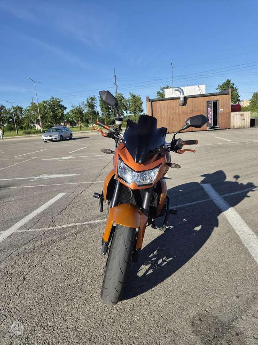 Oranžs Kawasaki Z 2010 Šauļi, ar dzinēja tilpumu 0.75 L un nobraukumu 48 tūkst. km par 3300 €, foto 4 vietnē AUTOMOTO.COM.LV